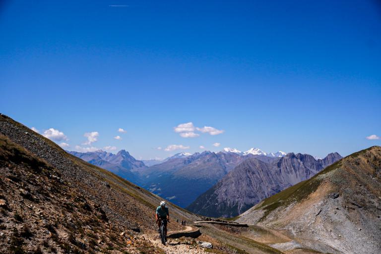 La Stelvio Santini raddoppia e si tinge di gravel | BikeChannel